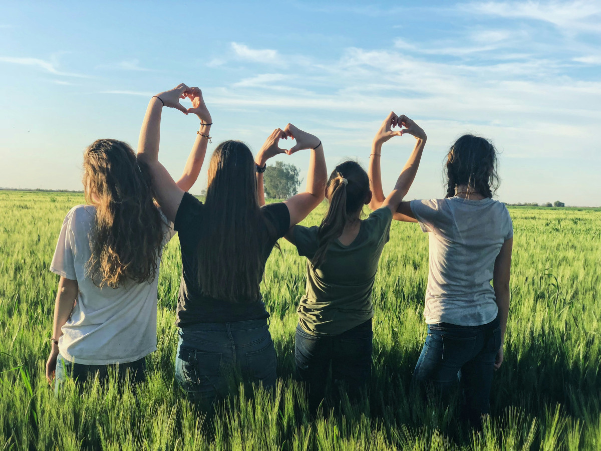 Friendship curation: Οι άνθρωποι -πια- μικραίνουν τον κύκλο τους και ...